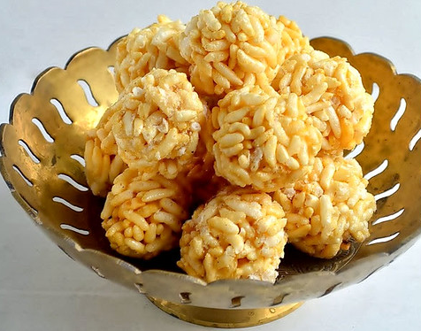 குழந்தைகளுக்கு மிகவும் பிடித்த அவல் பொரி உருண்டை.. வீட்டிலேயே செய்வது ...